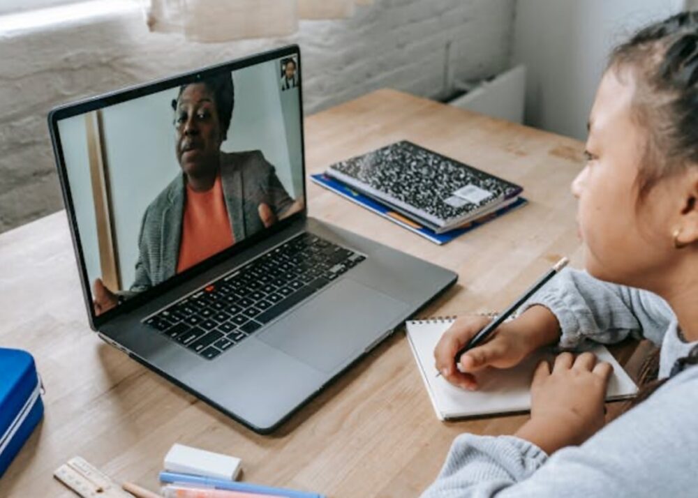 Learning in the Community - Thurrock Adult Community College